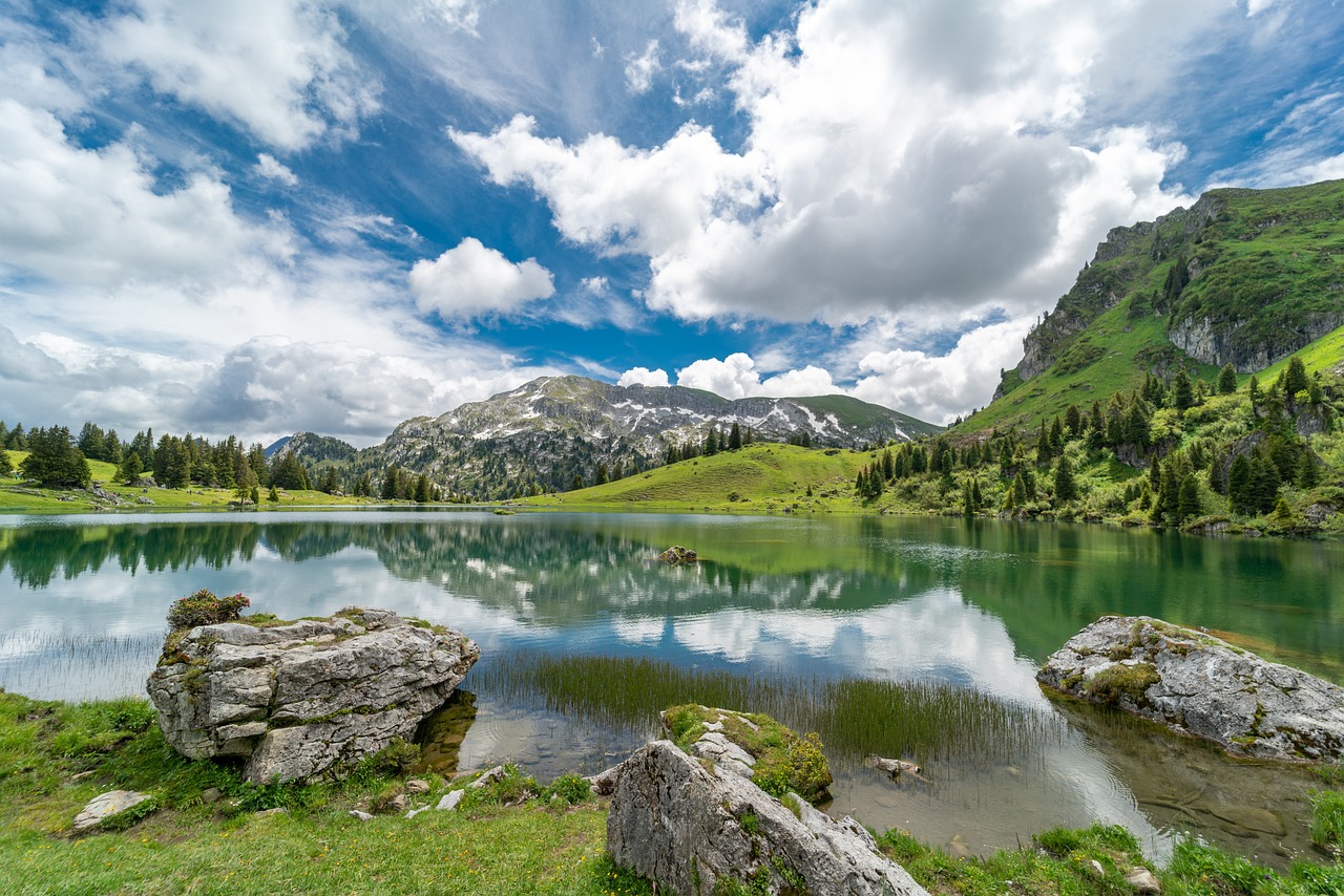 Driving a convertible along the Alpine chain – from France to Slovenia ...